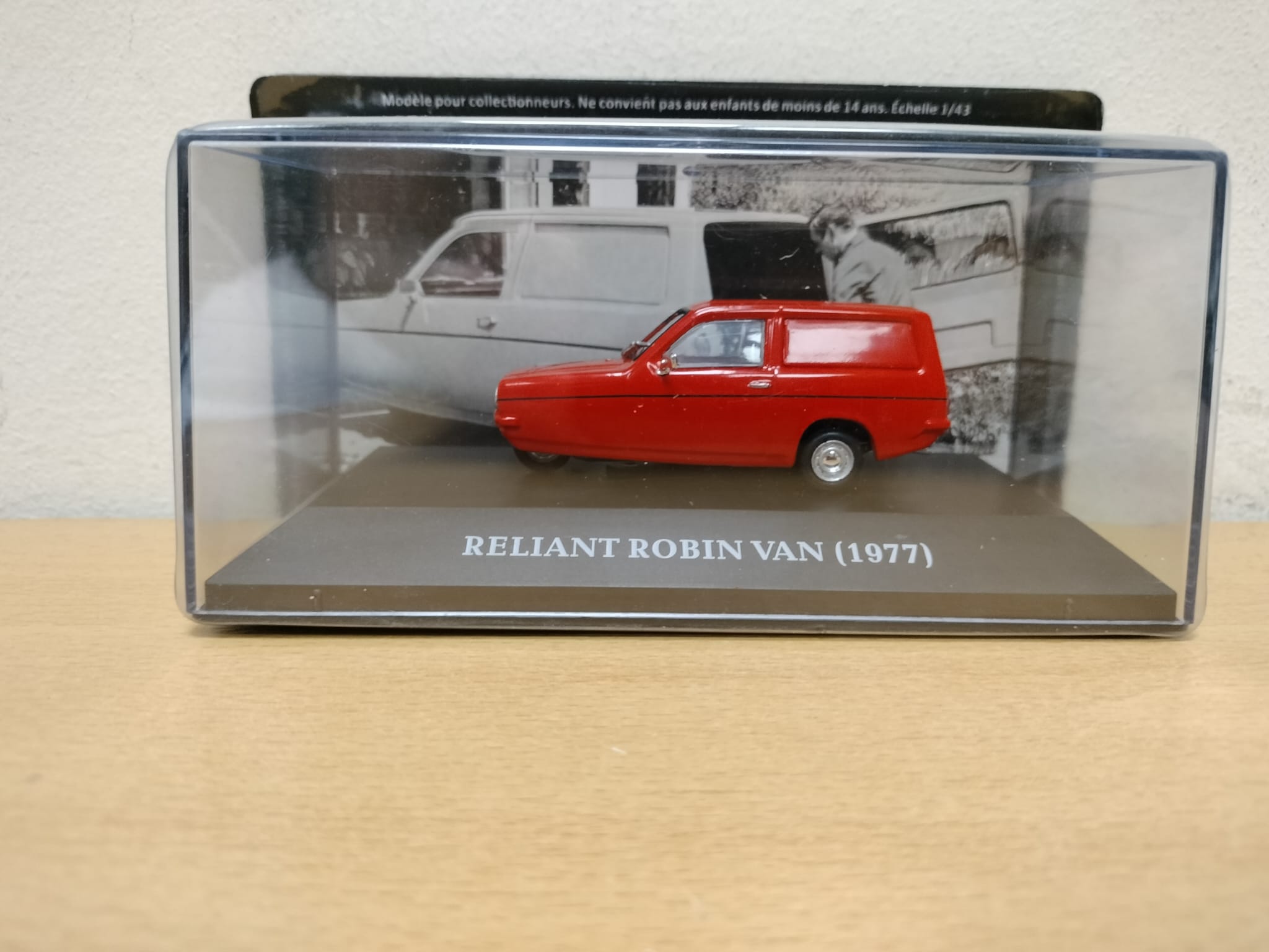#58 Reliant Robin Van Microcoches Colección | Kioskoh!